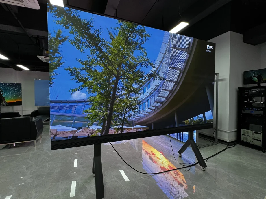 Smart LED All-in-One Display