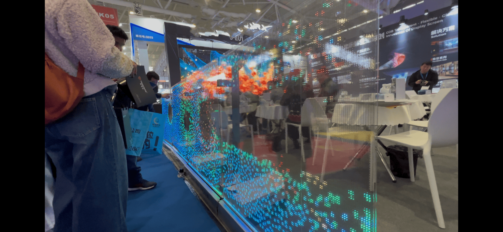 Next-Gen LED Chip Screen for Retail & Architecture - Lynnhan - Trusted ...